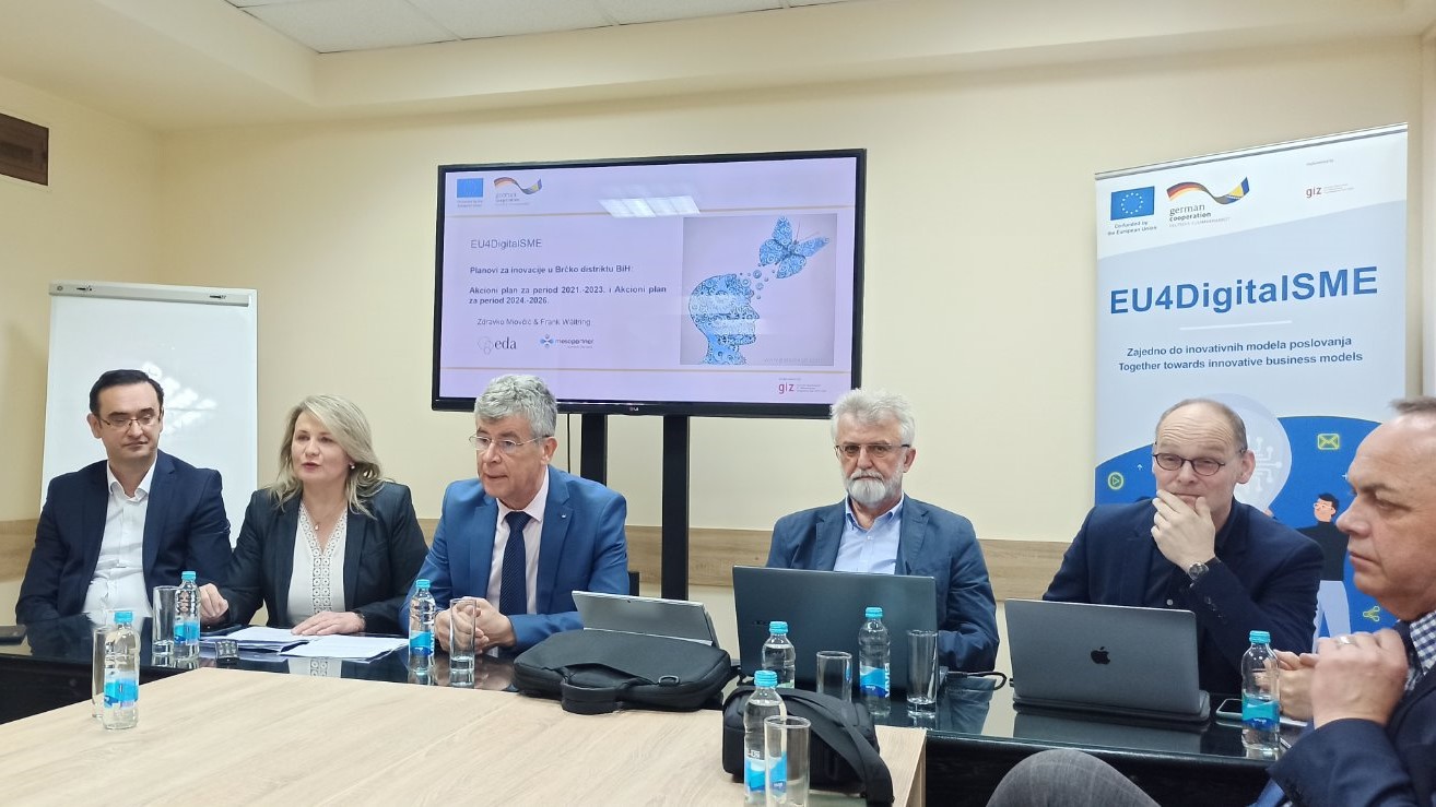 A rare example of critical discussion and collaboration between projects - EDA - Development Agency